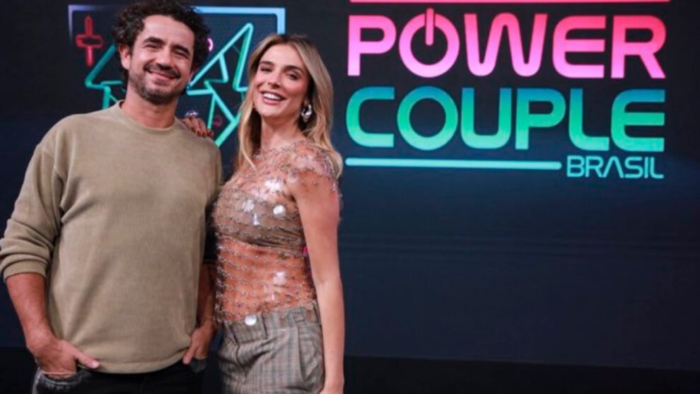 Como assistir Power Couple ao vivo e não perder nenhuma treta do reality